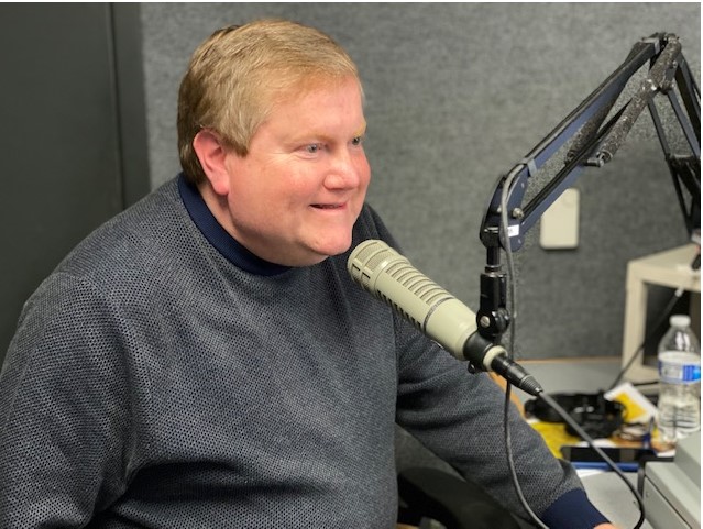 pic anthony bradley 2-13-21 at mic smiling - Jo Garner