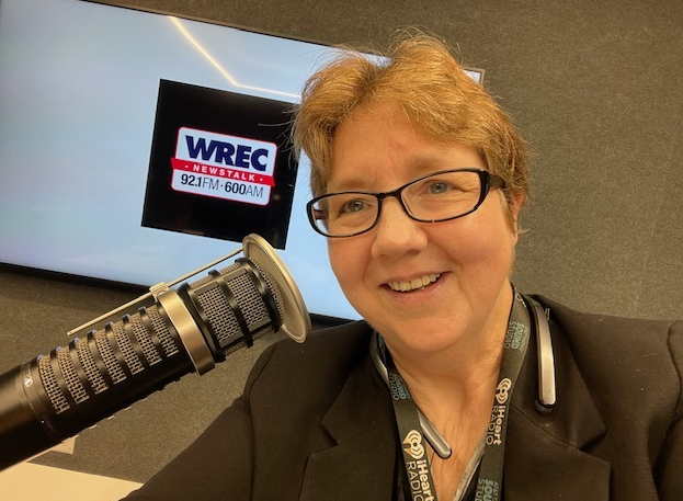 pic jo garner 5018-24 at wrec mic - Jo Garner