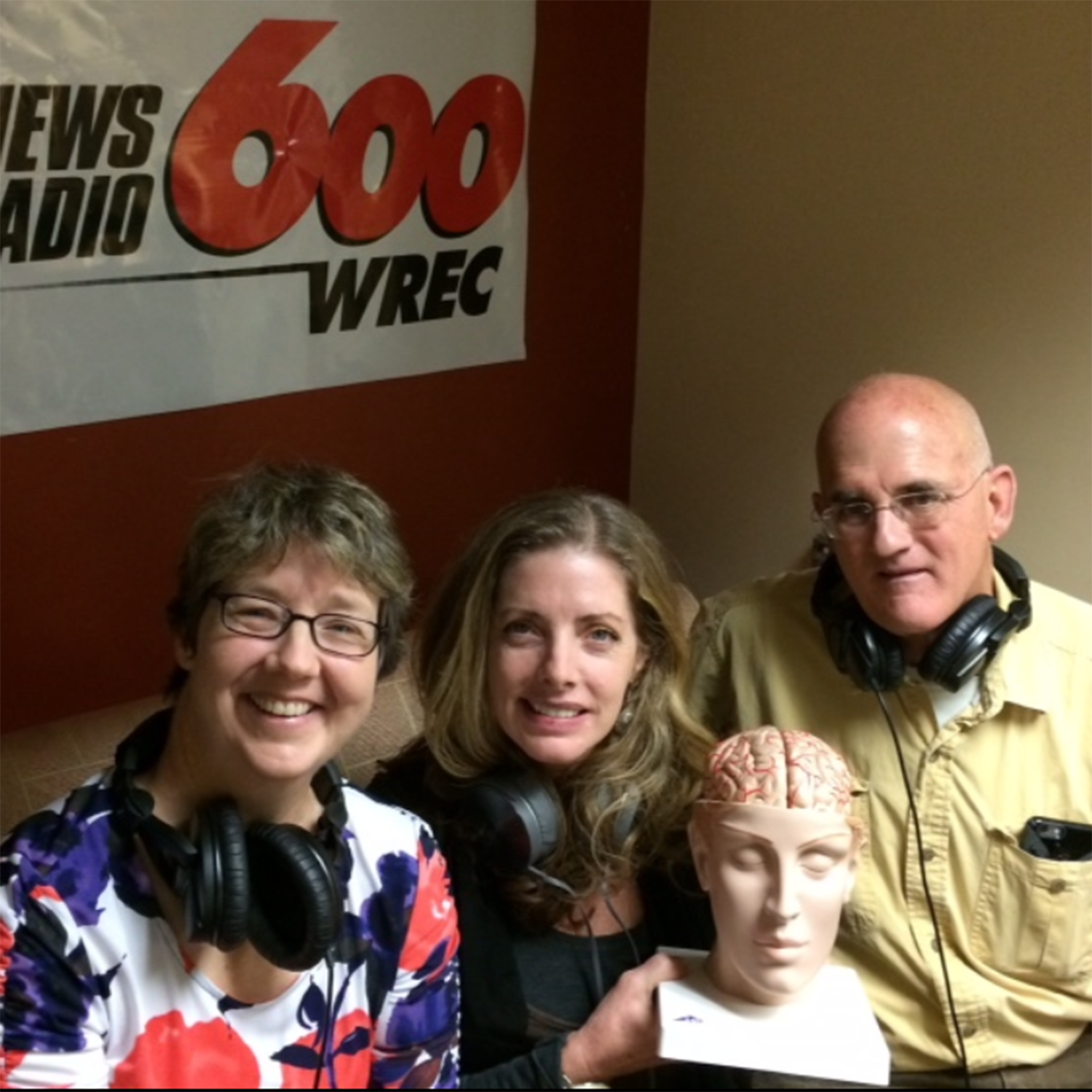 pic jo garner and tom king and lee ann foster 9-2-16 on sofa with brain ...