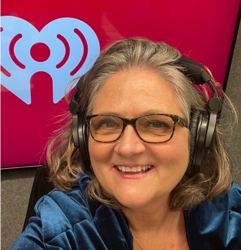 pic mary lou nowak 12-24-22 at iheart mic - Jo Garner